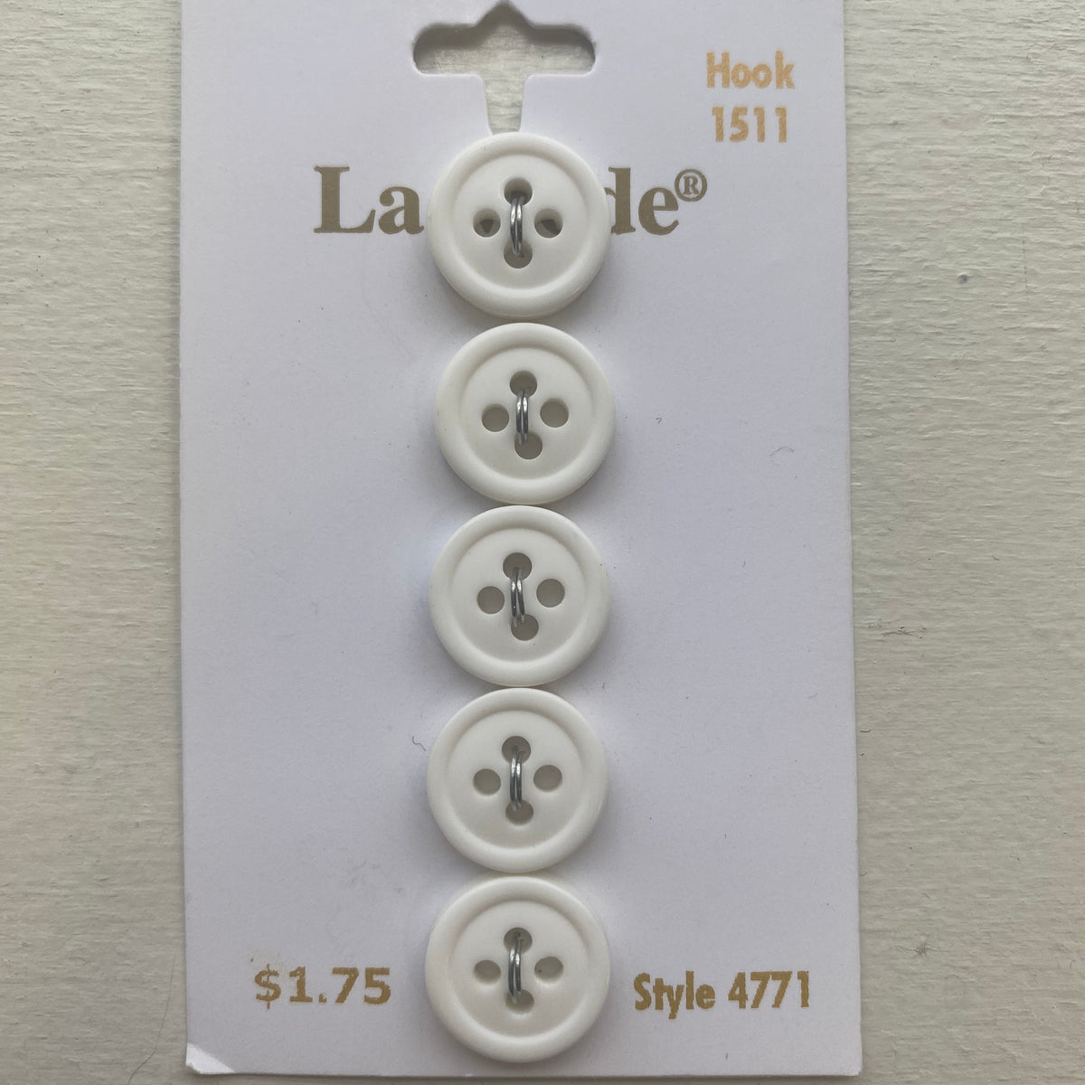 La Mode Buttons – Humble Stitch
