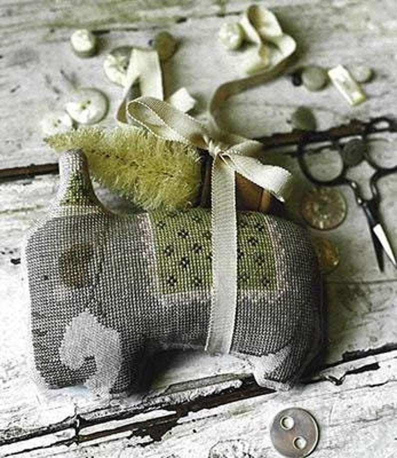 Stacy Nash Designs - Animal Crackers - Millie – Humble Stitch